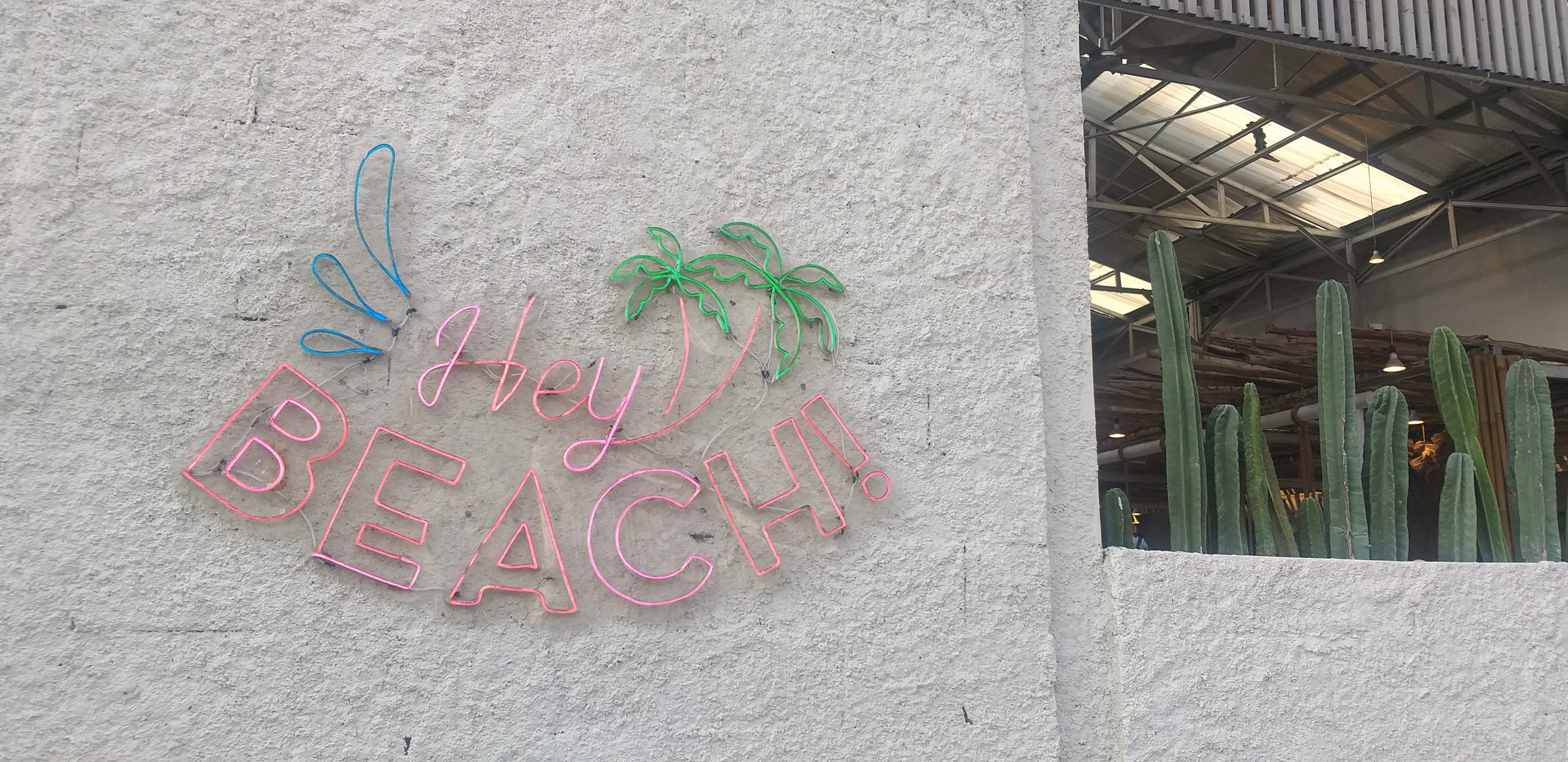 Malam Minggu di Hey Beach Cafe, Kafe Bernuansa Pantai! - Ovajourney