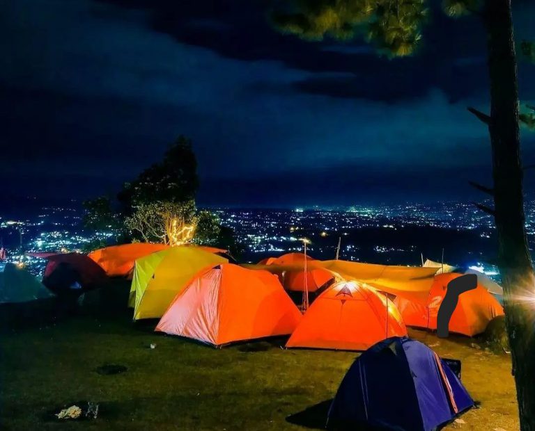 Camping Ceria di Bukit Cirimpak Camping Ground! - Ovajourney